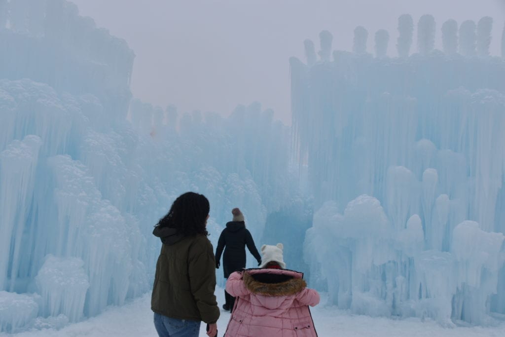 Visit the Beautiful Midway Ice Castle in Utah – Planning Away