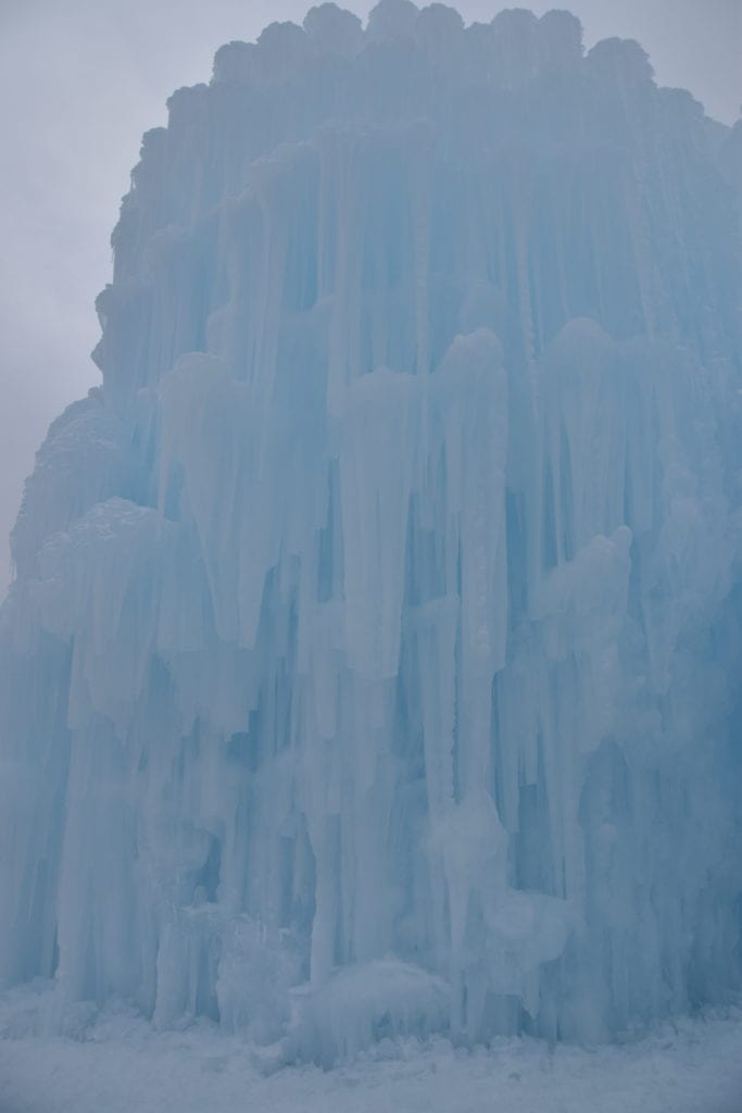 Visit the Beautiful Midway Ice Castle in Utah – Planning Away