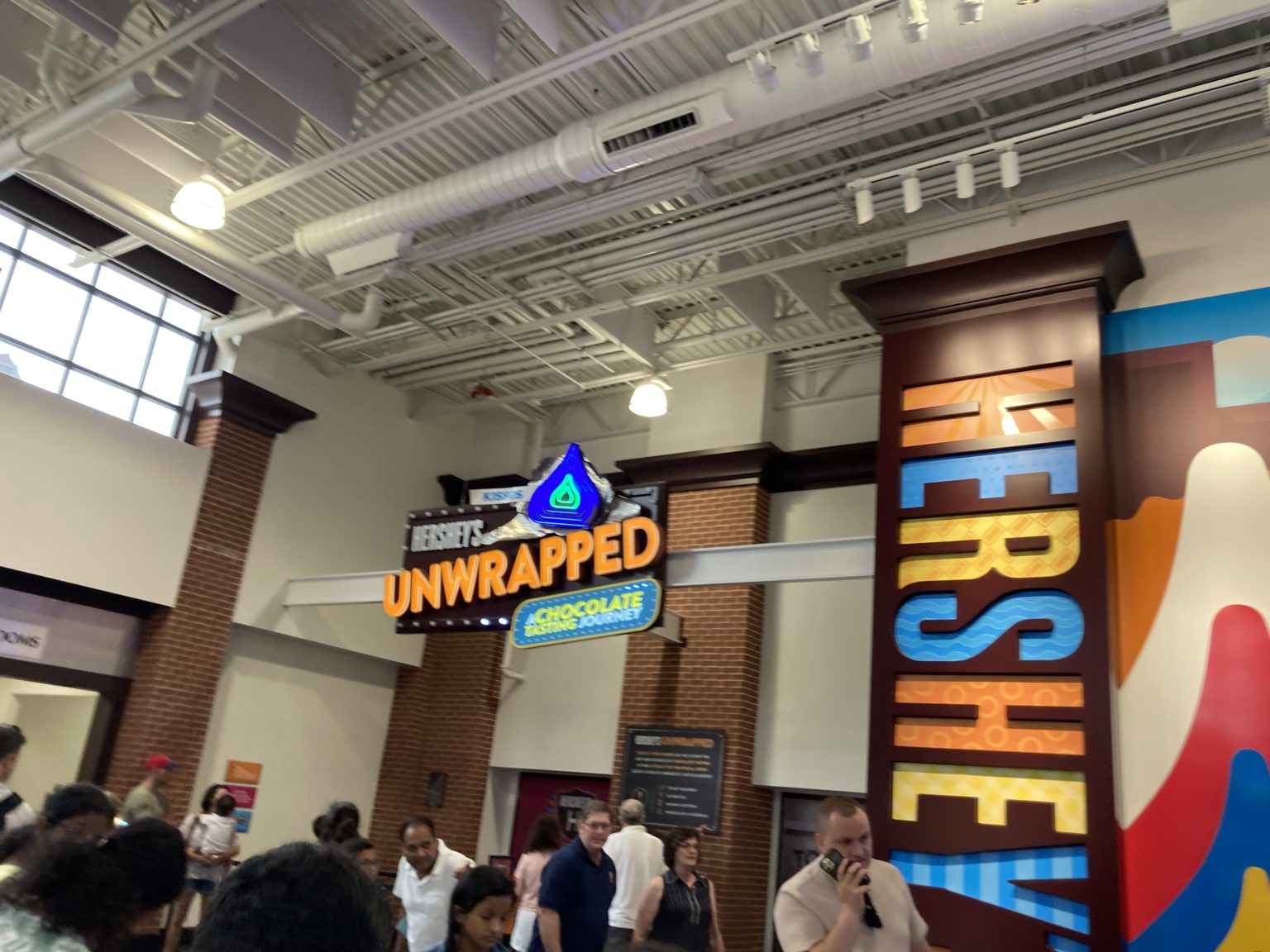 Visit The Amazing Hershey Park Chocolate World And Go On A Hershey ...